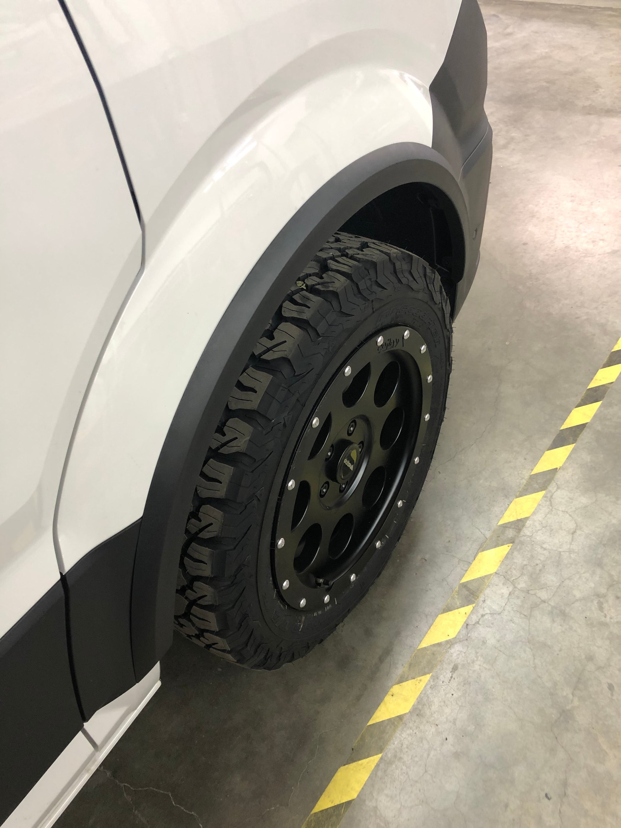 VW CRAFTER & MAN TGE Radlaufverbreiterungen "Dezent" — Crafter-Gen2